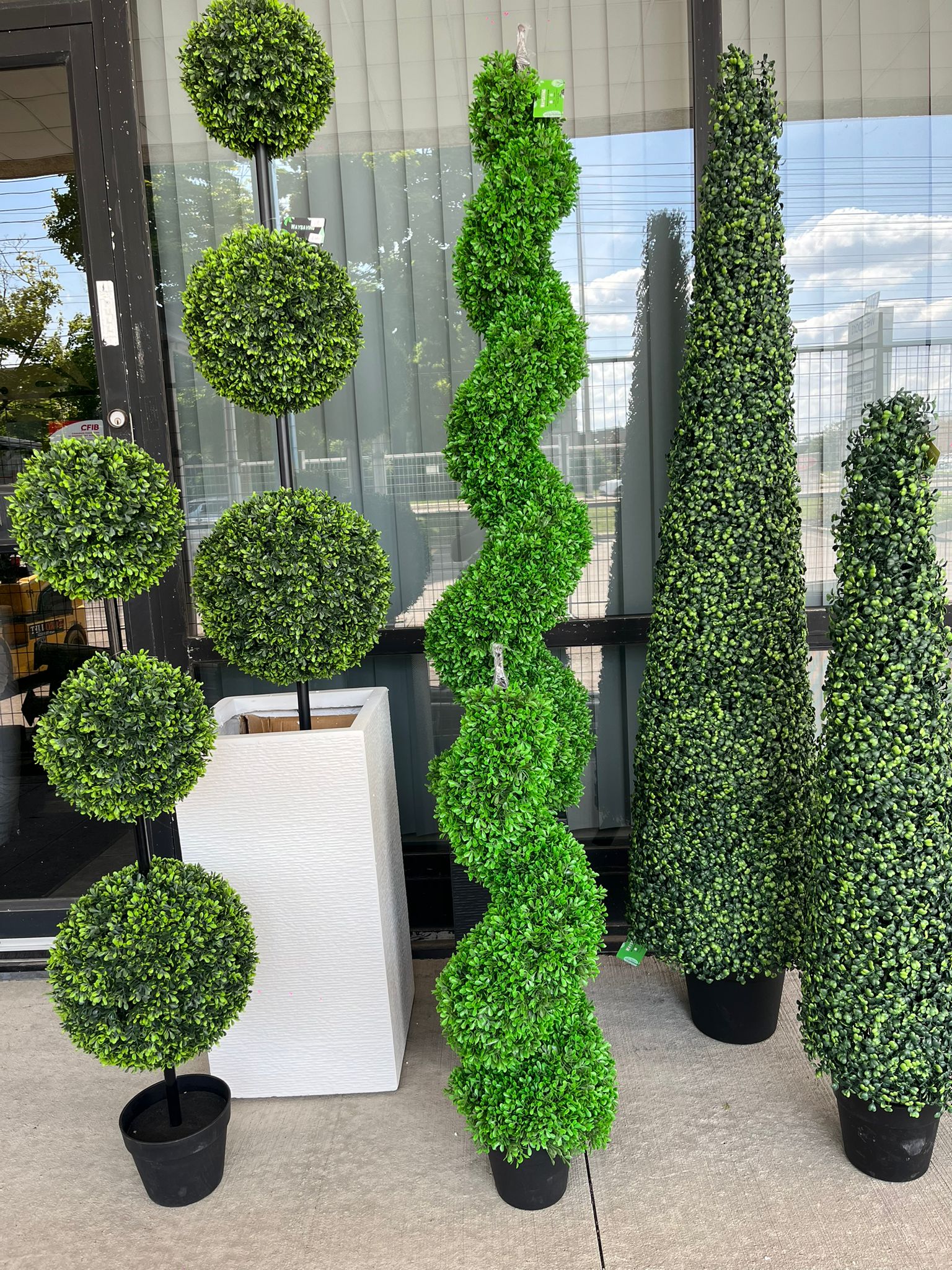 2024’s Must-Have Faux Boxwood Topiaries to Enhance Your Space – WAYSAVING